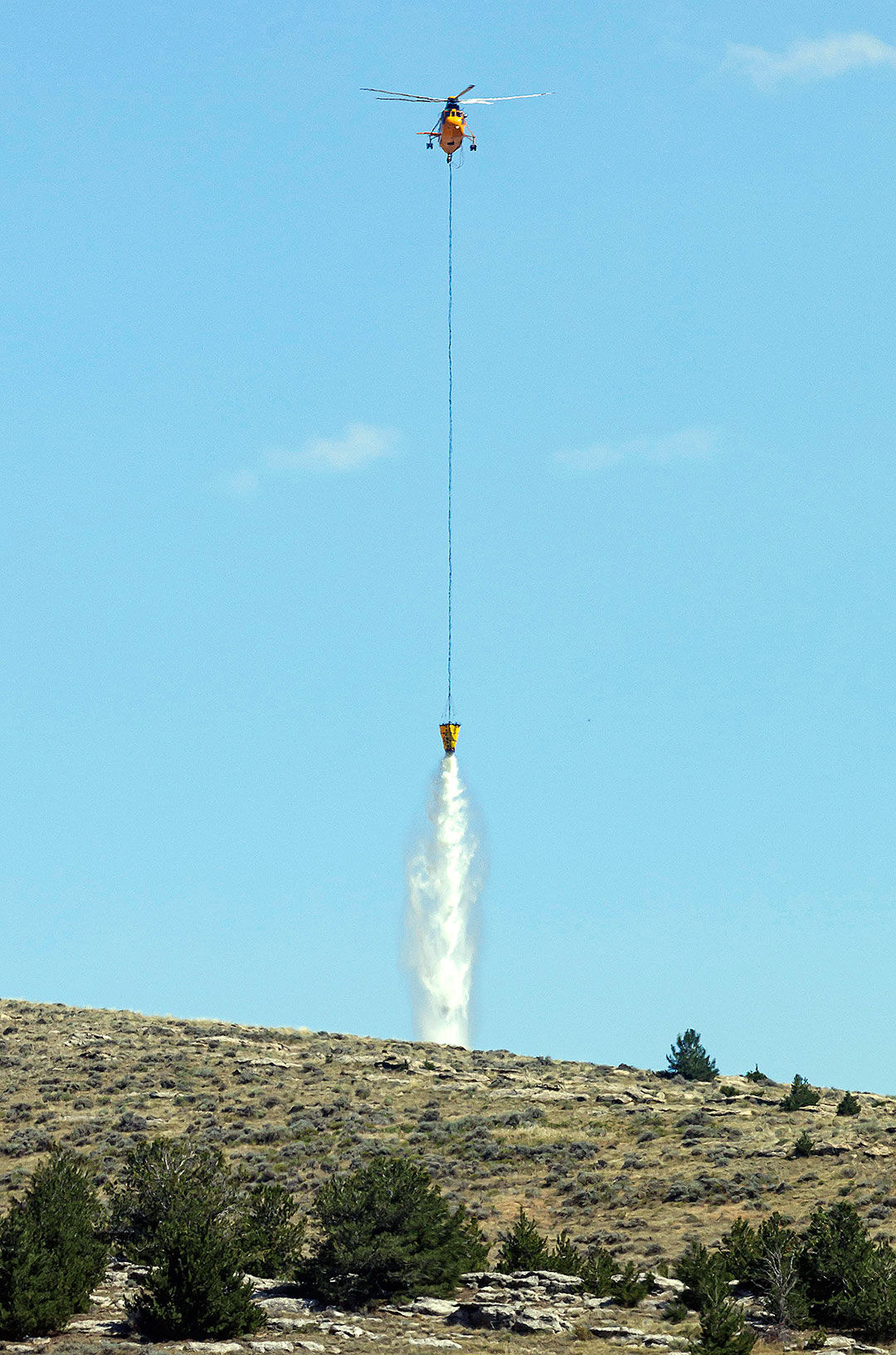 Fire near Oregon Basin fought with help of Type 1 helicopter | Local ...