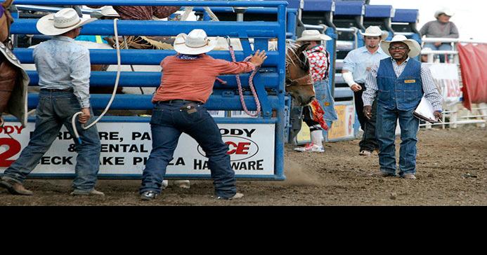 Sampson judging at Cody Nite Rodeo | Sports | codyenterprise.com