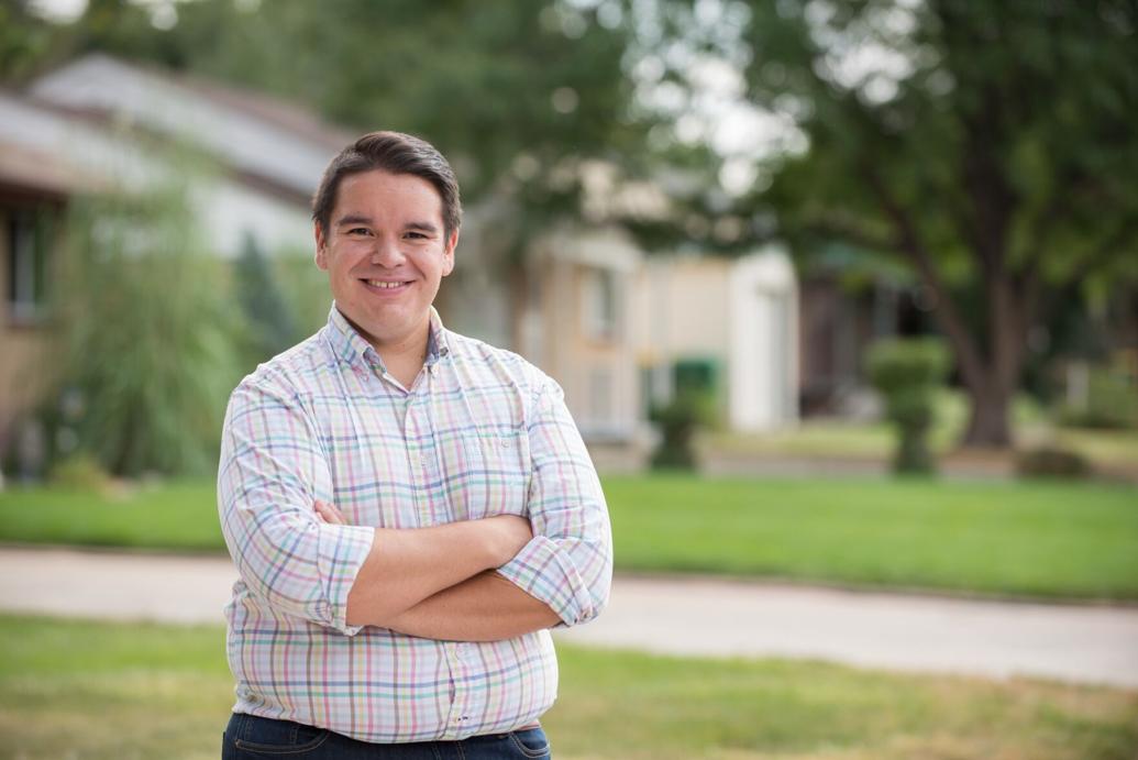 Moreno joins Democratic crew with U.S. Congress bid | Archives ...