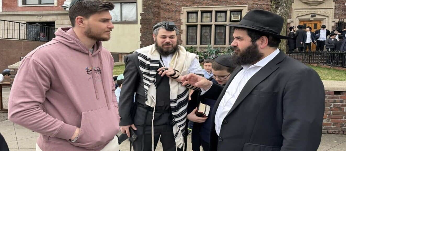 Ex-hostage Alexander Troufanov hits the dance floor at annual Chabad ...