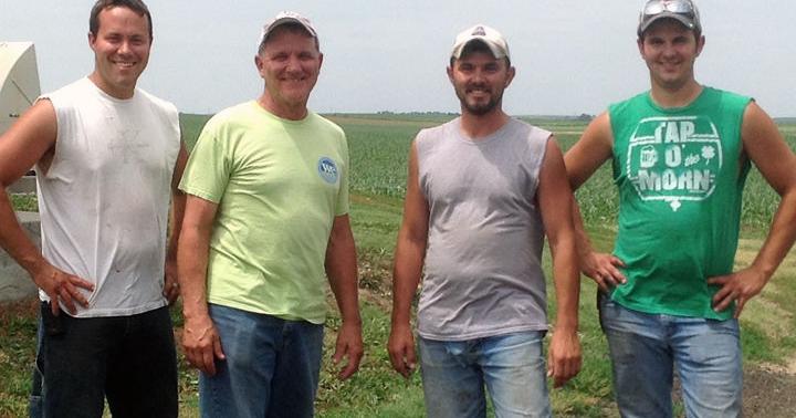 Luckey brothers learn about farming, family from dad