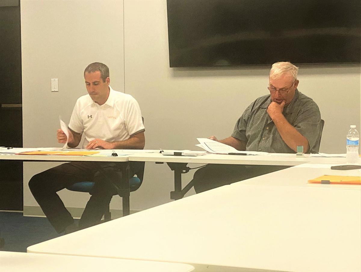 Lakeview voices opposition to health standards, CRT