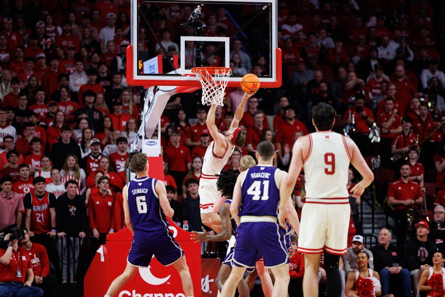 Latest NCAA bracketology projections for Nebraska basketball