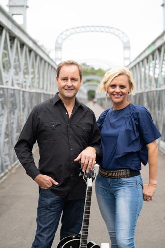 Friends of Music bring Camille and Stuie French to Columbus