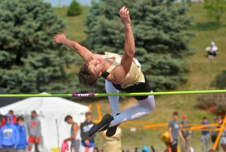Aquinas track and field looks to build off strong state meet
