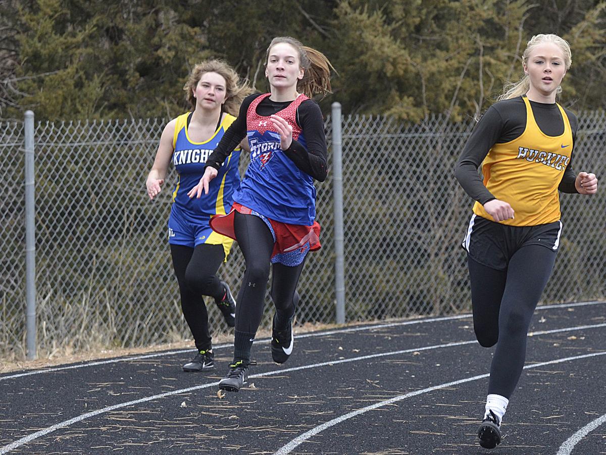 Huskies win home invite