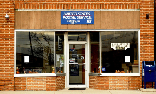 Monroe hears Postal Service plan to cut hours