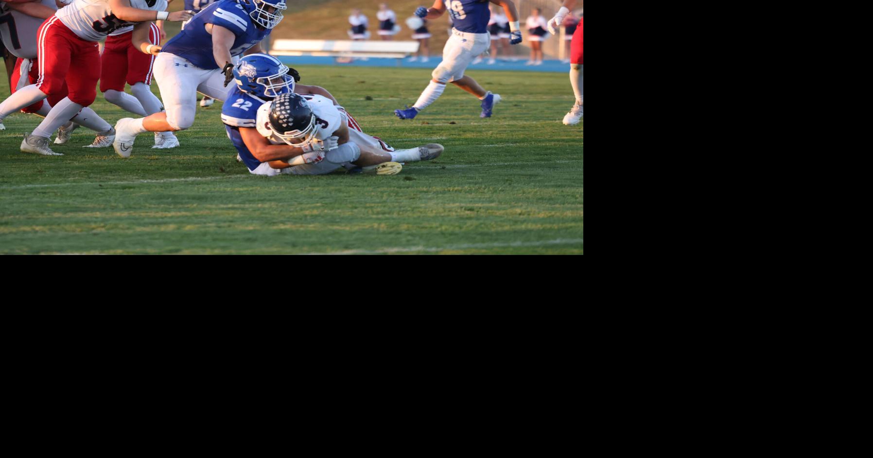 Lakeview football faces Mount Michael in rare Thursday game