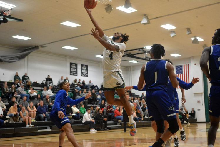 Central Community College men stay unbeaten early in season