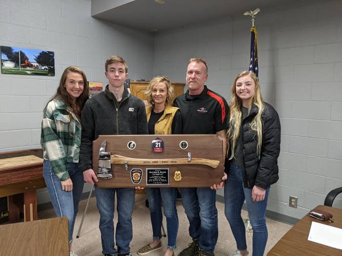 Old fire chief steps down, new one steps up
