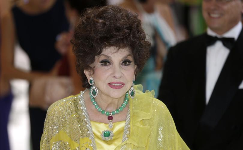Italian film legend Gina Lollobrigida dies at age 95