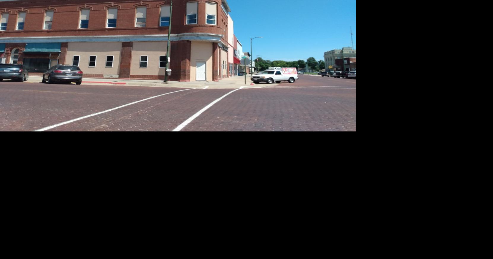 Schuyler's Top Notch building sees potential buyer