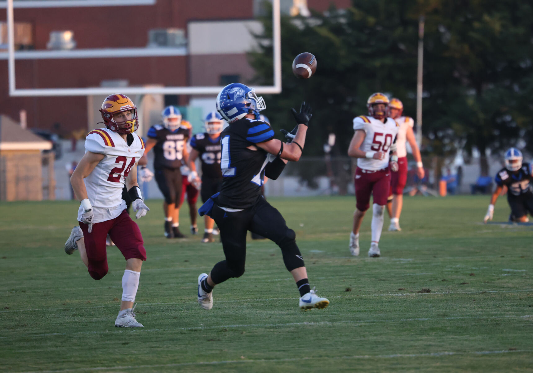 Lakeview football crushes Omaha Roncalli in home shutout
