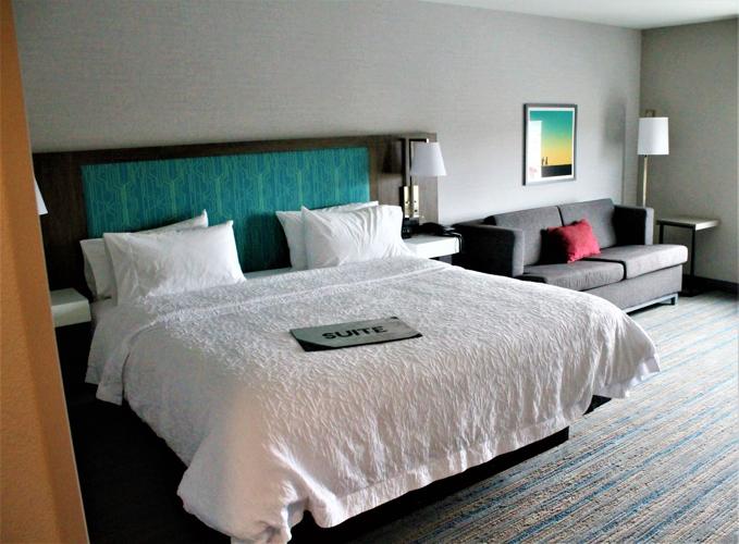 Hampton Inn celebrates its opening with community