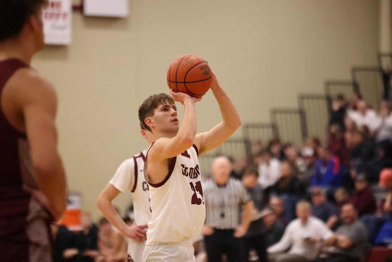Discoverer boys overcome deficit to get double-overtime win
