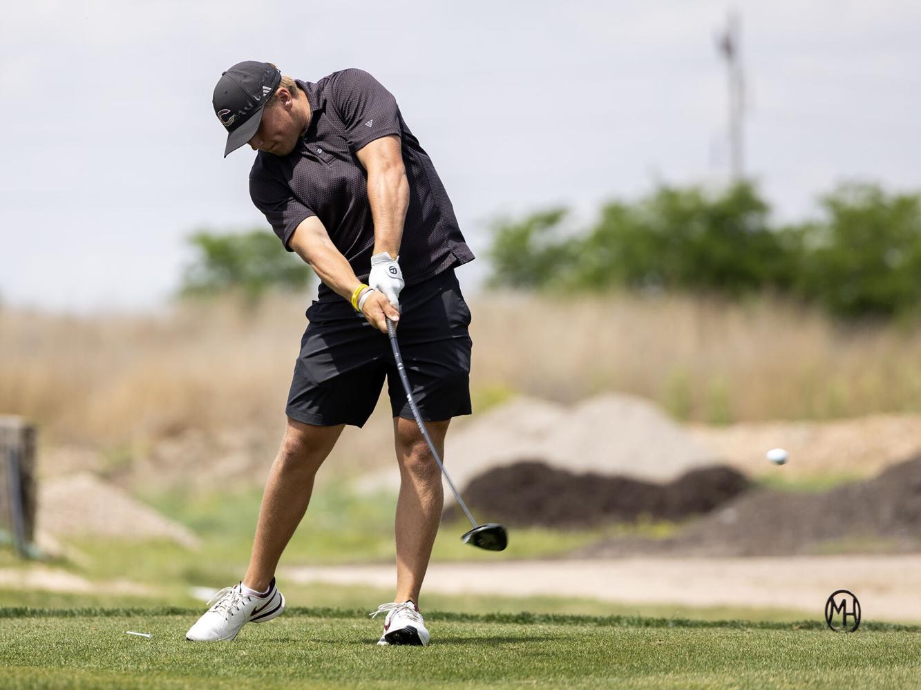 Columbus' Bryce Brown struggles on opening day of state golf