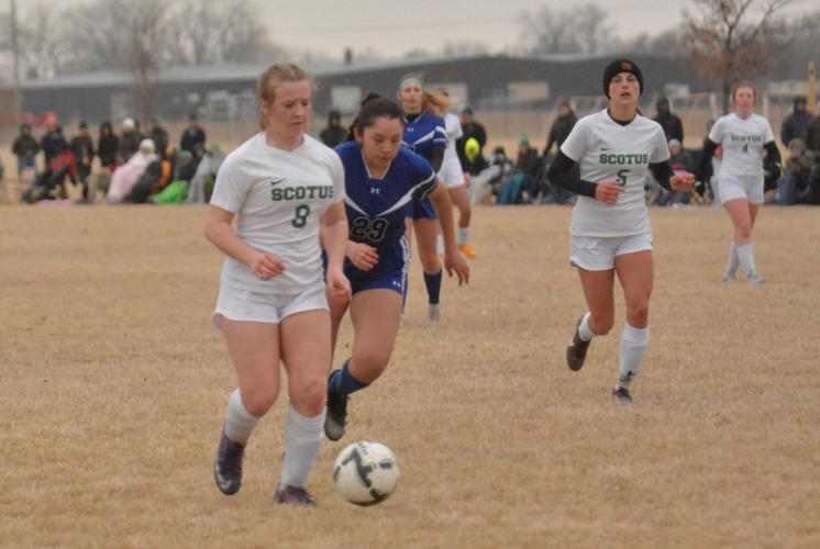 Scotus boys win 4-3 at Hastings, girls best Tigers 4-0