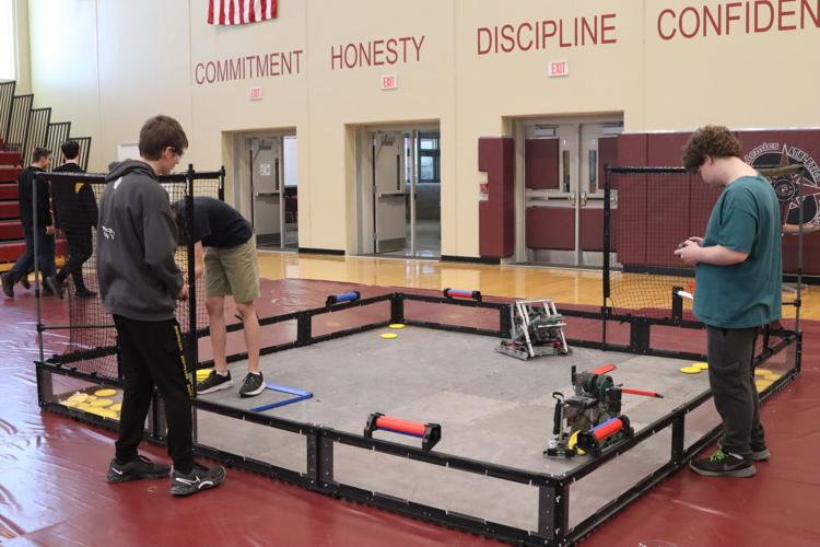 Robots take over Columbus High School: Vex Robotics tournament comes to ...