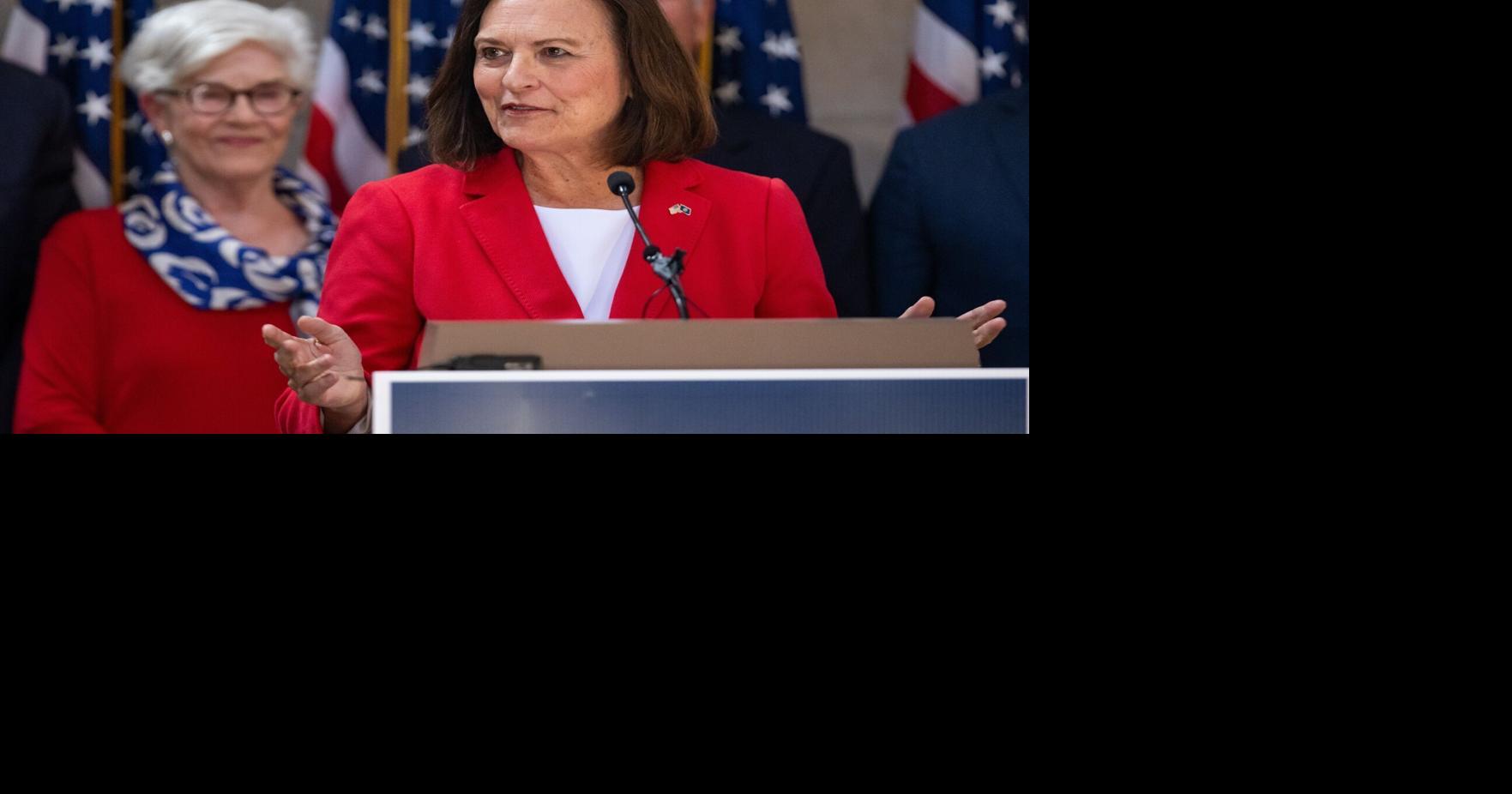 Sen. Deb Fischer visits Columbus, talks Senate work