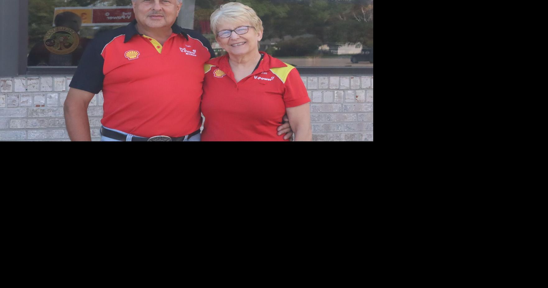 Stop-Inn celebrates 40 years, owners' retirement