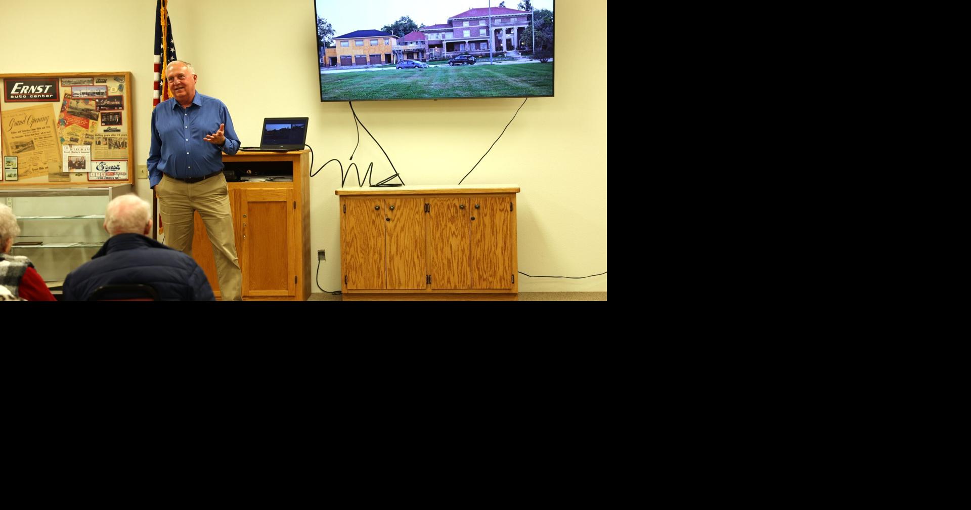 Scott Mueller, Historical Society hold Evans House talk