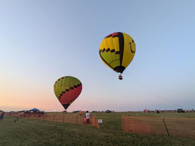 Balloons and smiles fly high at Balloons Over Vermilion | Local News ...