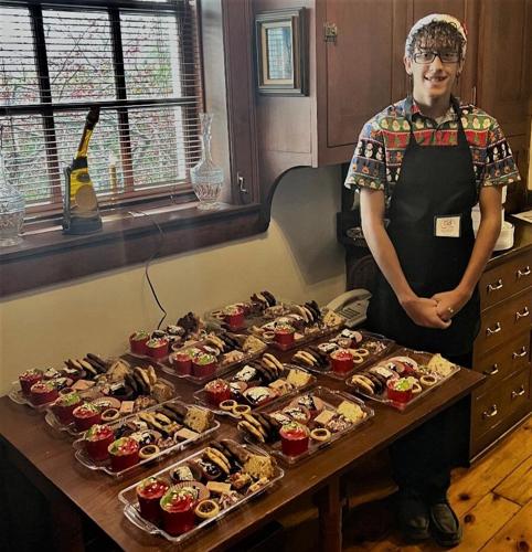 DHS students’ efforts showcase school, community | Local News ...