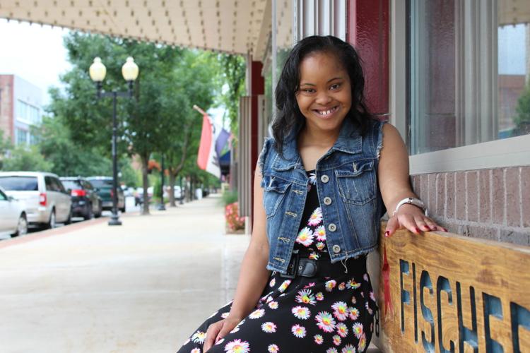 Meet GiGi Cunningham | Gallery | commercial-news.com