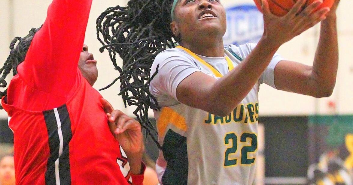 WOMEN'S COLLEGE BASKETBALL: Mobley steps into spotlight | Sports ...
