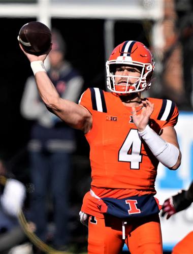 COLLEGE FOOTBALL: John Paddock delivers again for Illinois | Sports ...