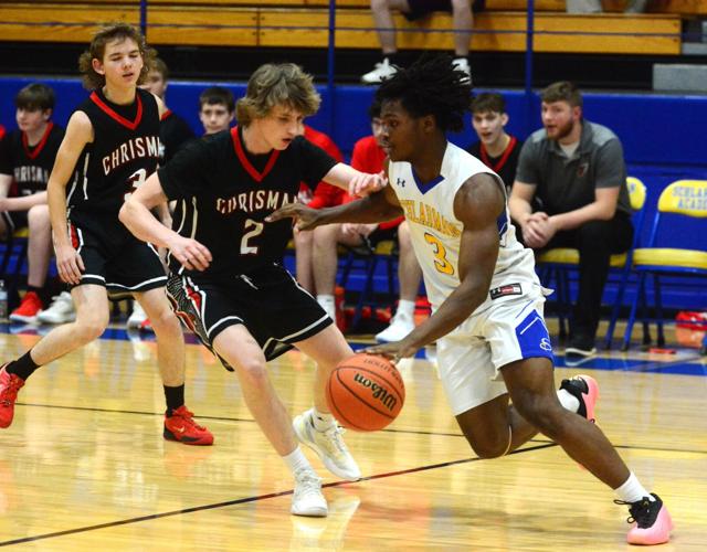 PREP BOYS BASKETBALL: Schlarman rallies to beat Chrisman | Sports ...