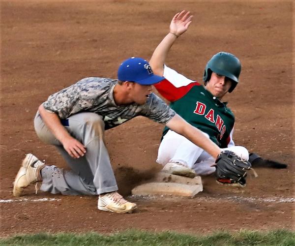 Fun finish for Dans, Kade Snell | Sports | commercial-news.com