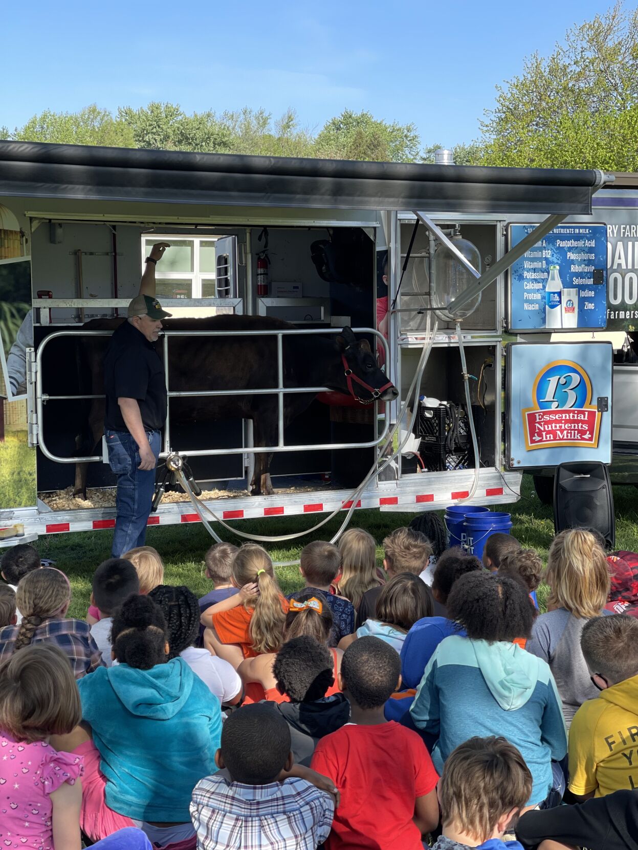 St. Louis District Dairy Council: Dairy story on the MOOve with new ...