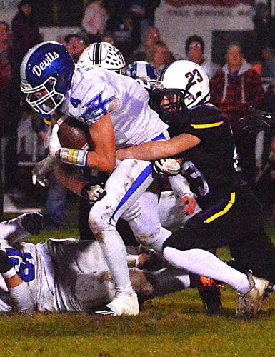 PREP FOOTBALL: Rough ending for Blue Devils | Sports | commercial-news.com