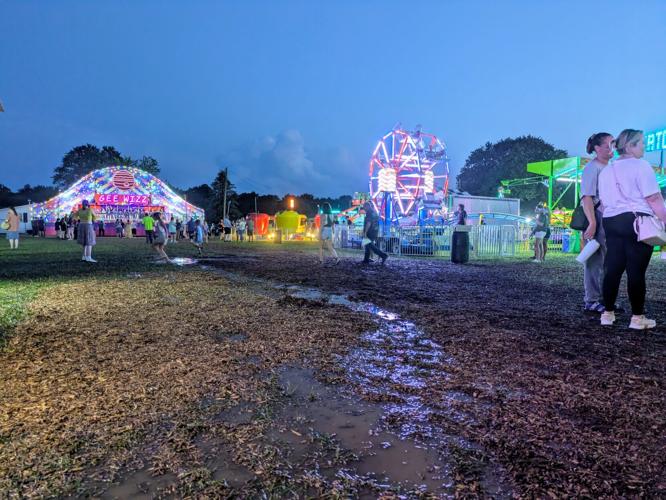 Rain, mud can't stop fair fun | Local News | commercial-news.com