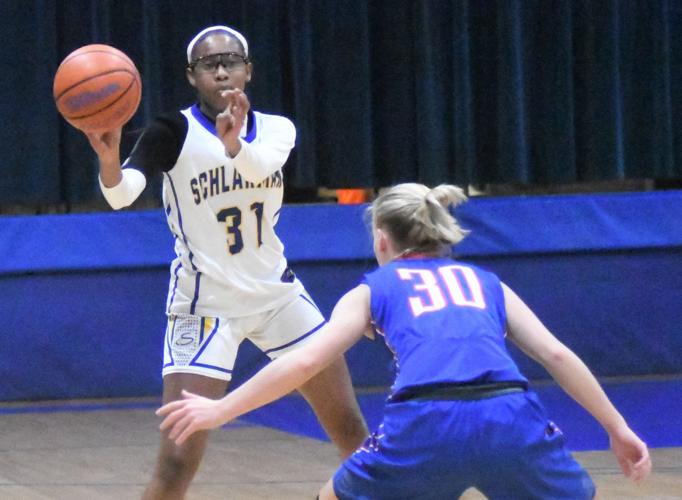 LOCAL ROUNDUP: Toppers pick up first win | Sports | commercial-news.com