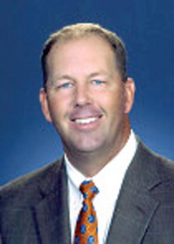 GOLF: Small wins sixth Senior pro title | Sports | commercial-news.com