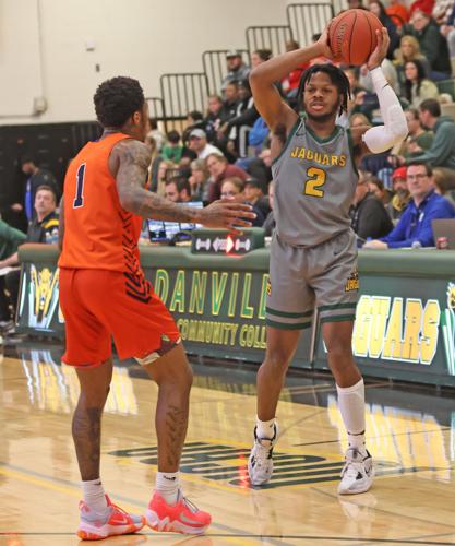 NJCAA TOURNAMENT: Jaguars take third | Sports | commercial-news.com