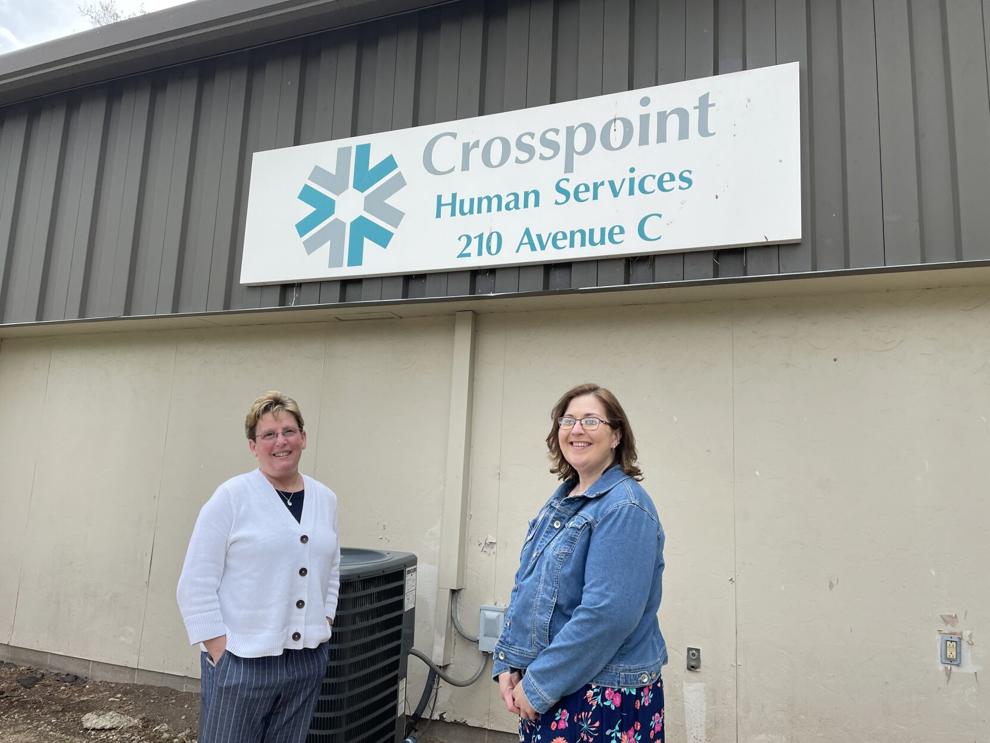 Crosspoint pushes mobile services | News | commercial-news.com