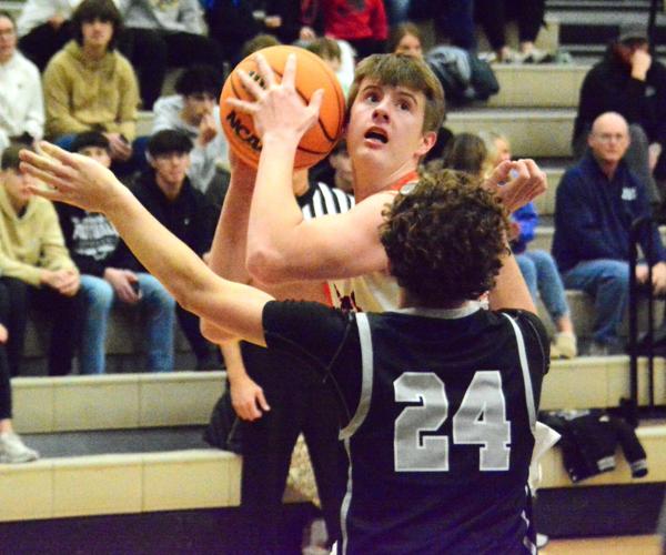 PREP BOYS BASKETBALL: White gets 1,000th point as Tigers beat Storm ...