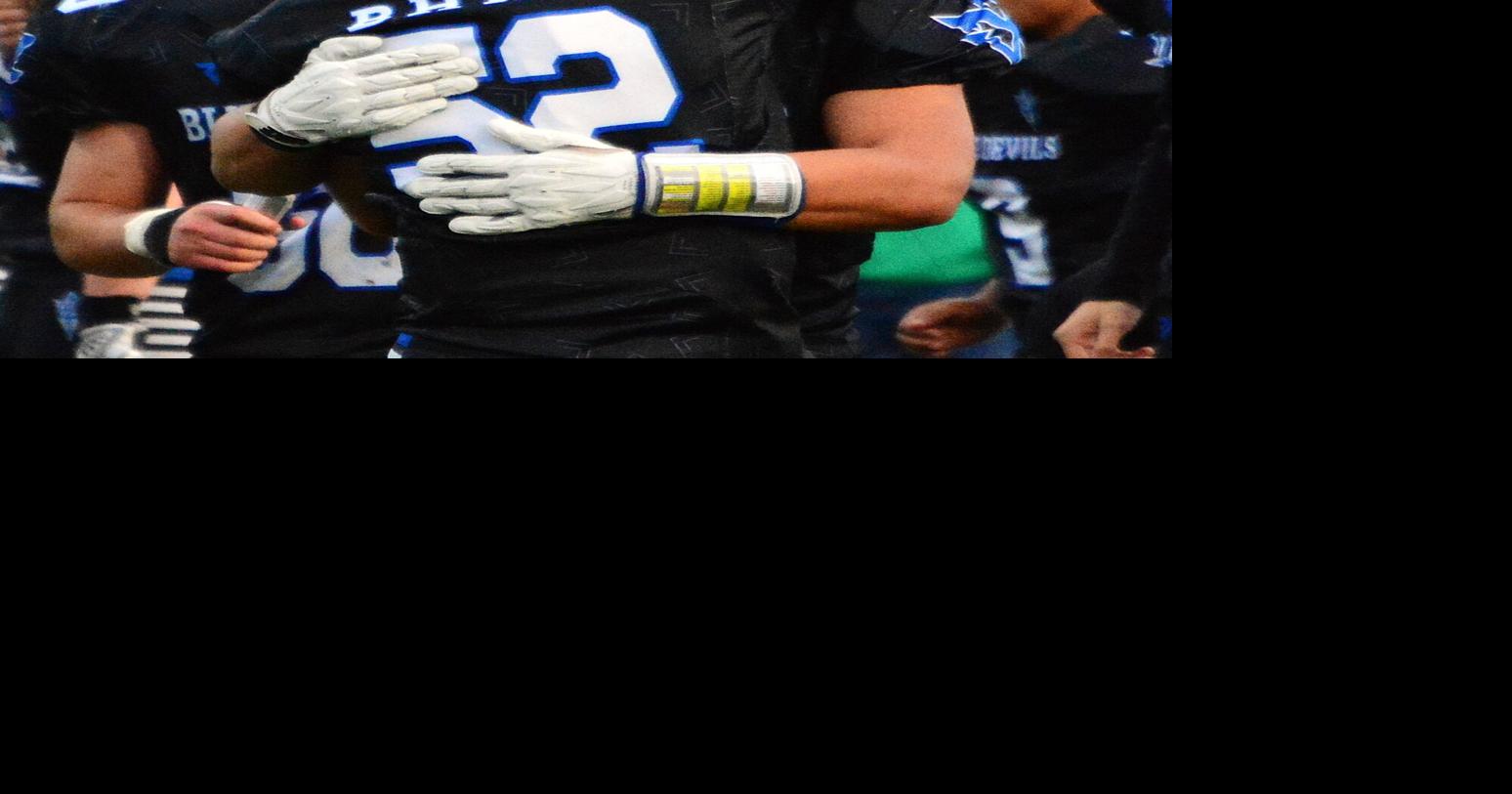 PREP FOOTBALL: Historical win for Bismarck-Henning/Rossville-Alvin ...