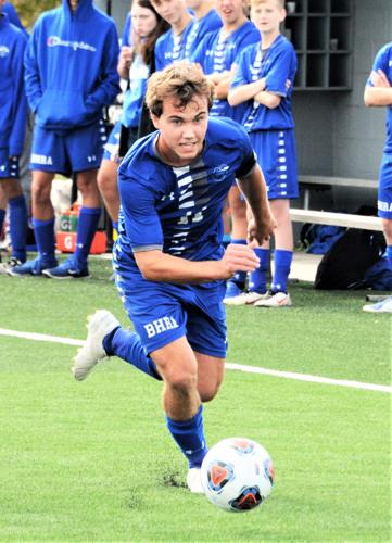 Reifsteck repeats as Player of the Year | Sports | commercial-news.com