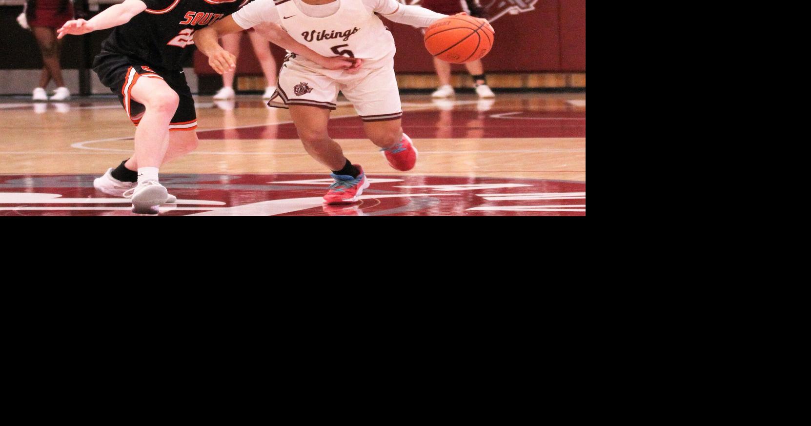 PREP BOYS BASKETBALL: Danville boys find positives in shootout defeat ...