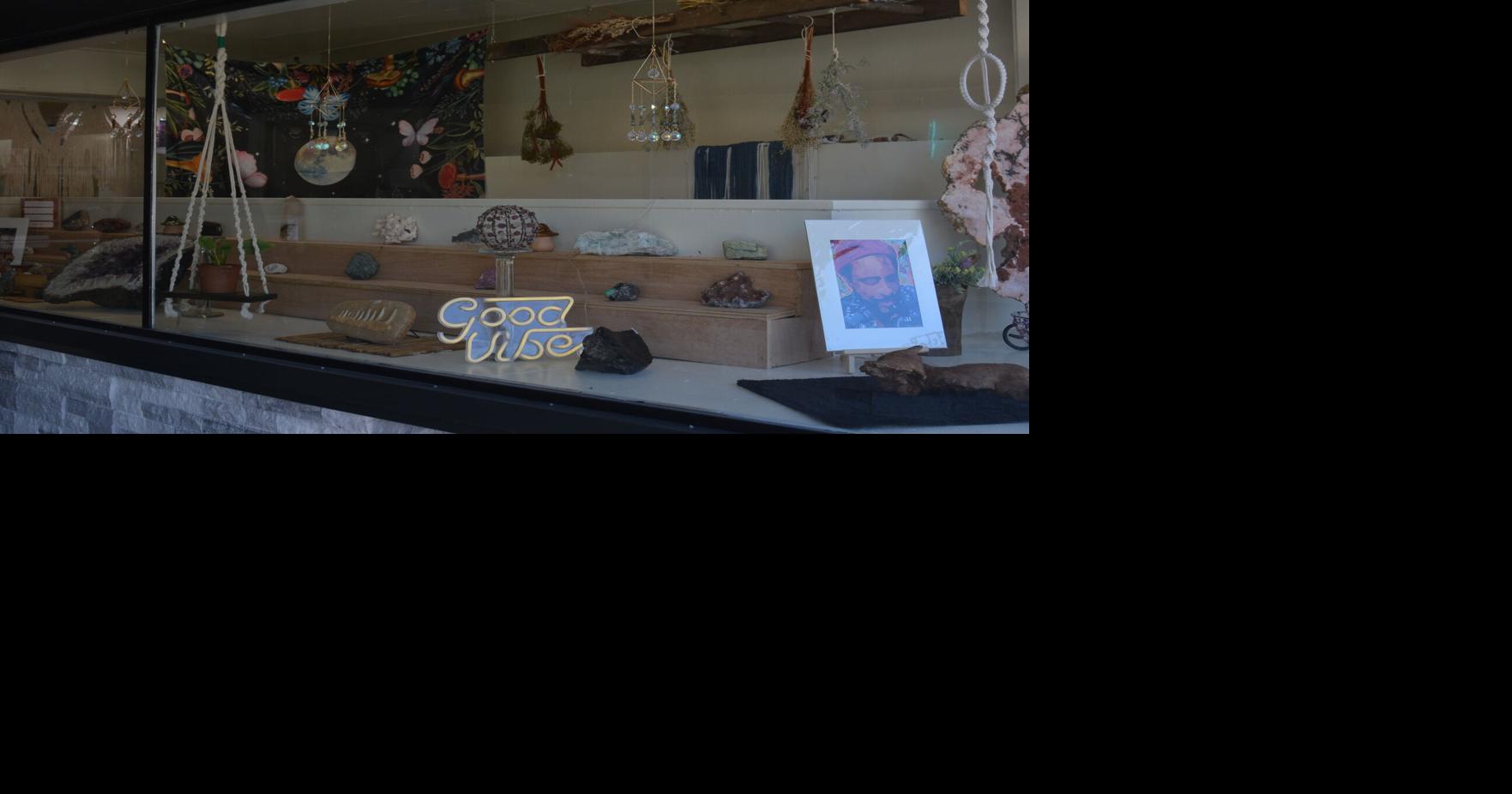 'Rock shop' hosts grand opening | Local News | commercial-news.com