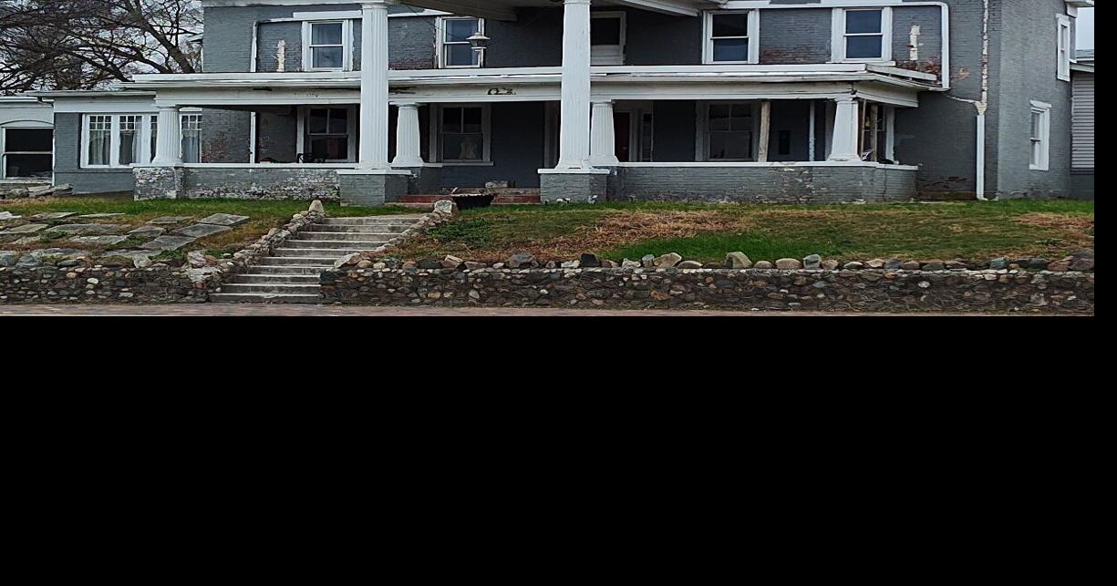 Remembering the holidays at Harmon House | Local News | commercial-news.com