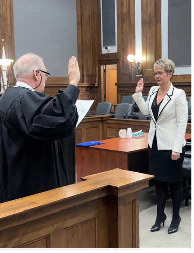 Lacy sworn in for historic third term | Local News | commercial-news.com