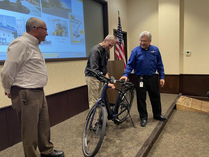 Employee marks 65 years at Hyster-Yale | Local News | commercial-news.com