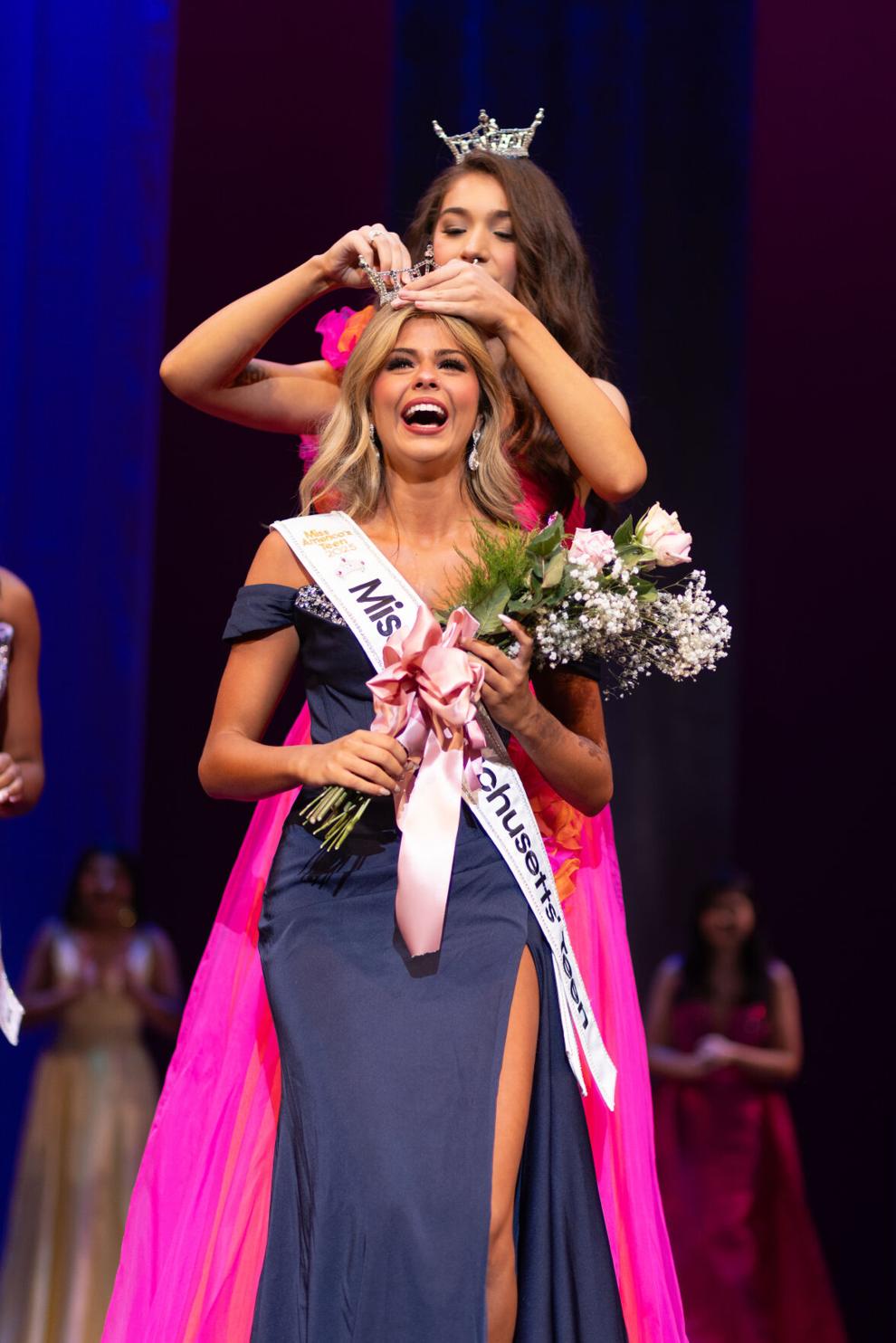 Dessyy onlyfans leak chose a group and Kim caught my