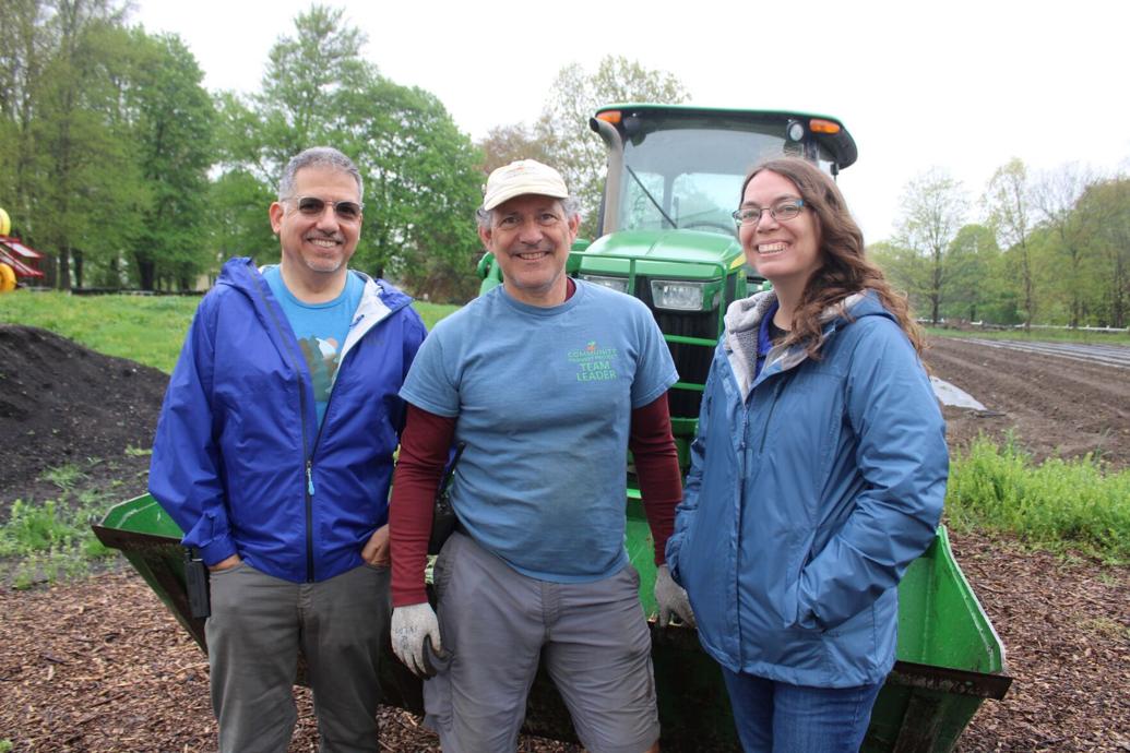 ‘The community of it’: Epic volunteerism at the Community Harvest ...