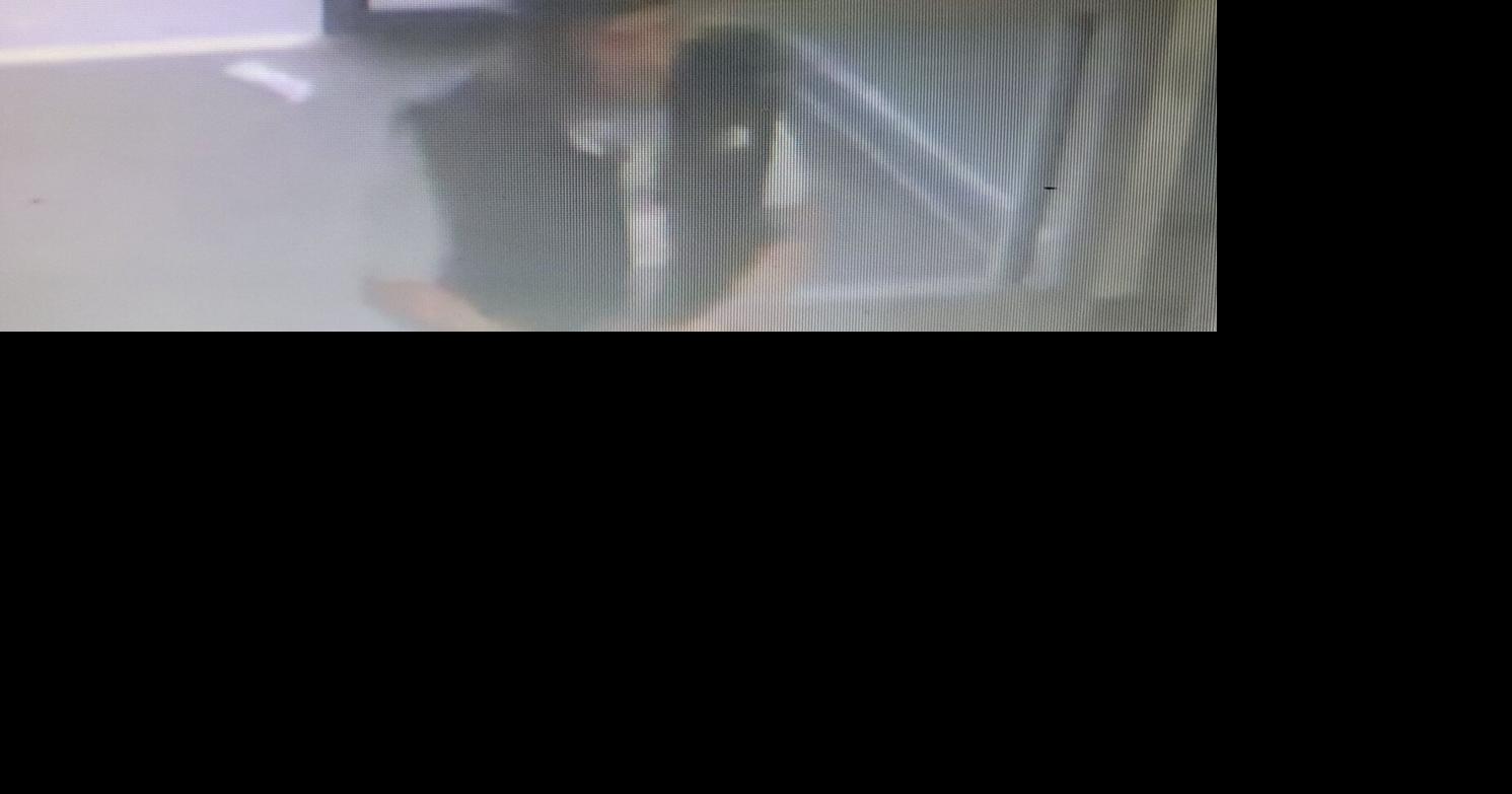 Shrewsbury police investigate wallet theft from Petco | Police & Fire ...